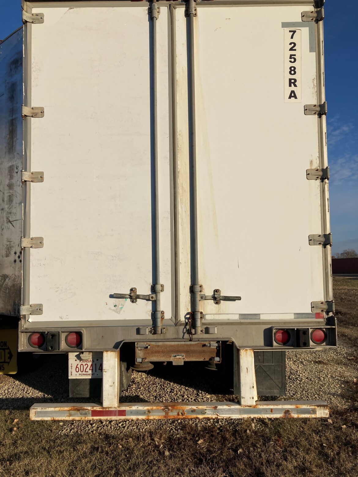 Buy a Reliable Used Dry Van Trailer Container Today
